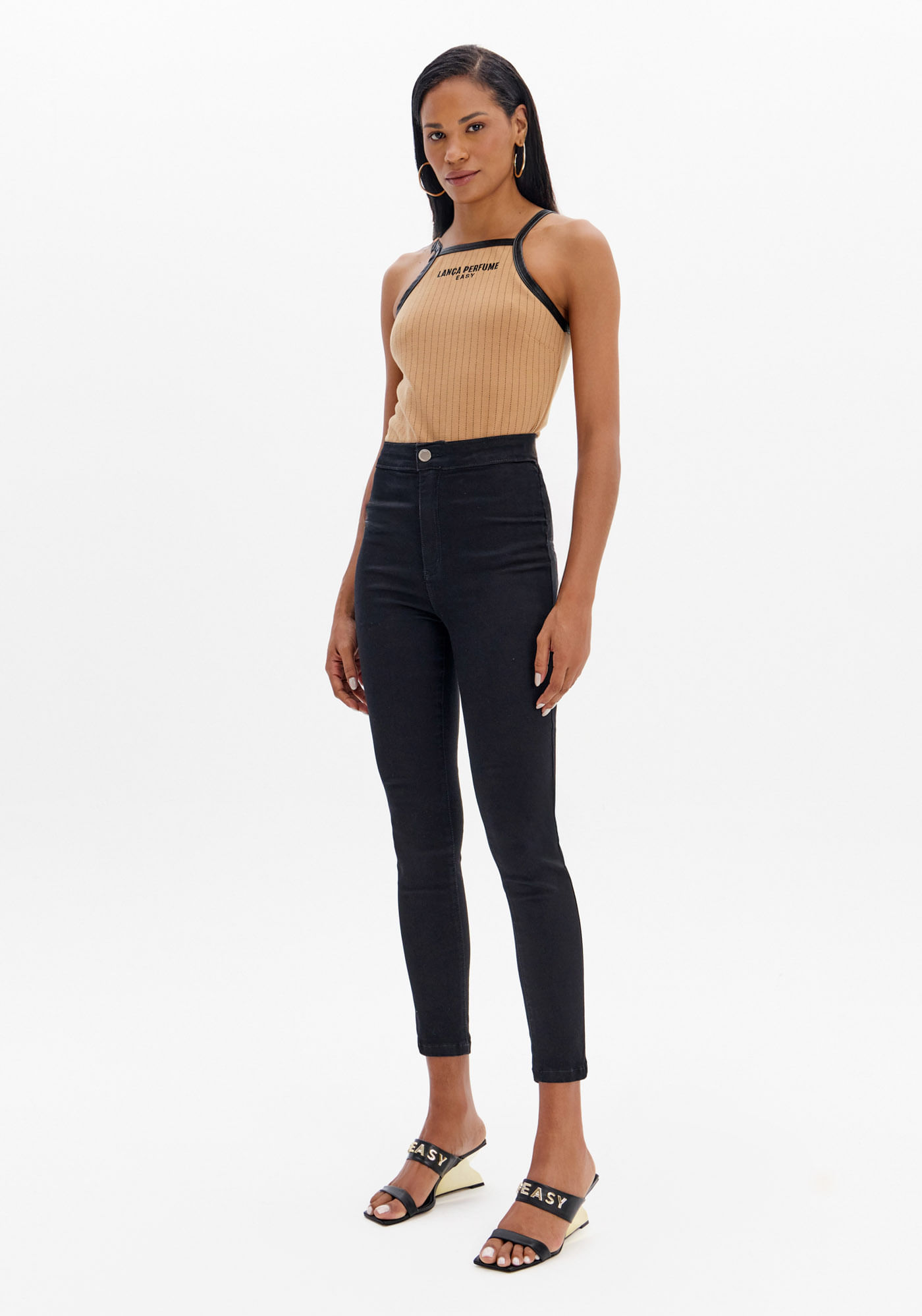 Calça Jeans Jegging Com Cintura Super Alta - Lança Perfume